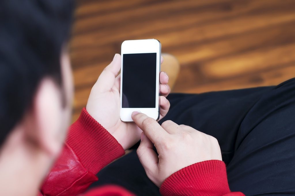 Premier téléphone portable. À quoi faut-il veiller ?! – Le salon du ...
